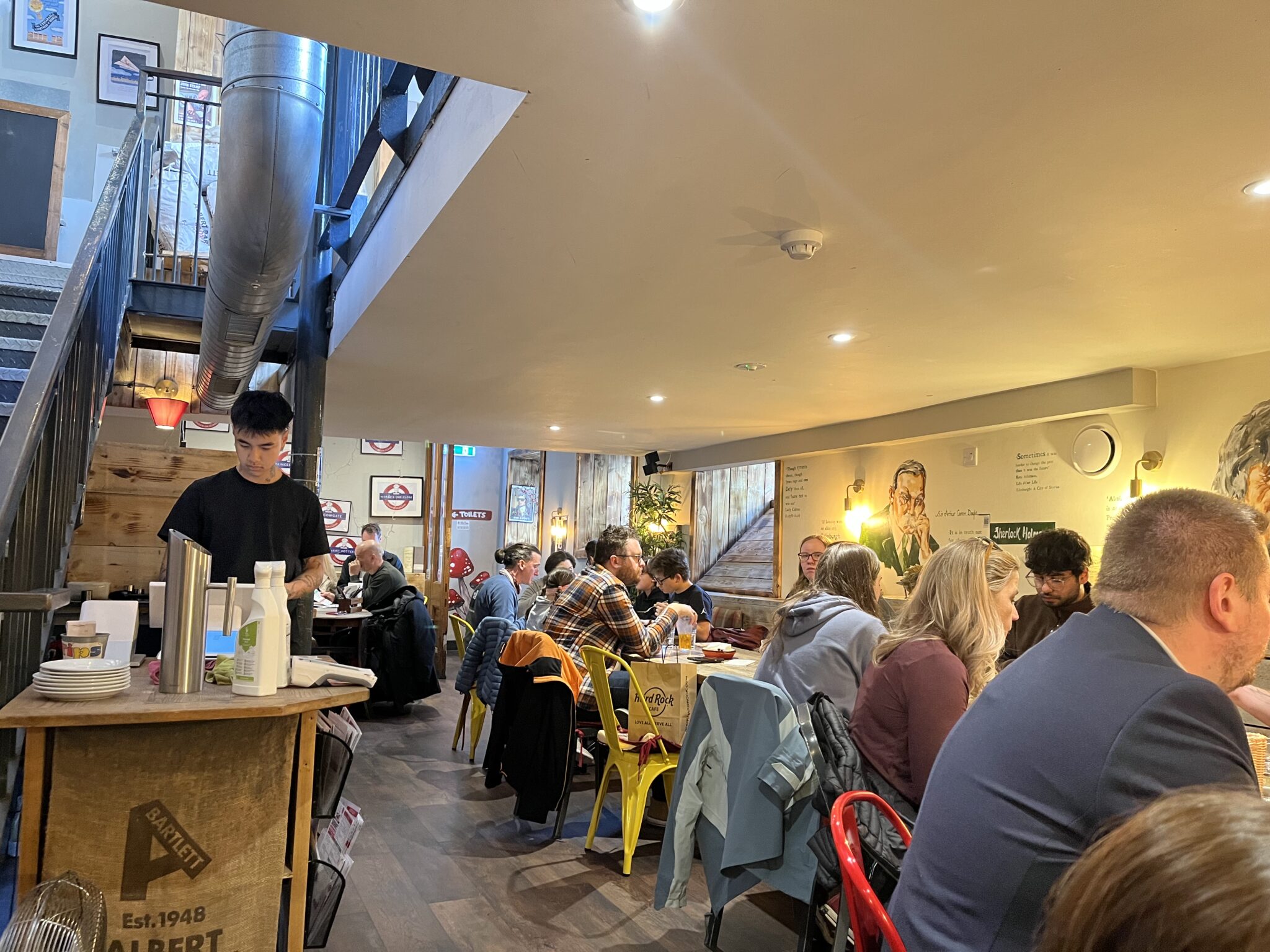 Makars Gourmet Mash Bar Edinburgh: Must-Try Mash & Cozy Fine Dining